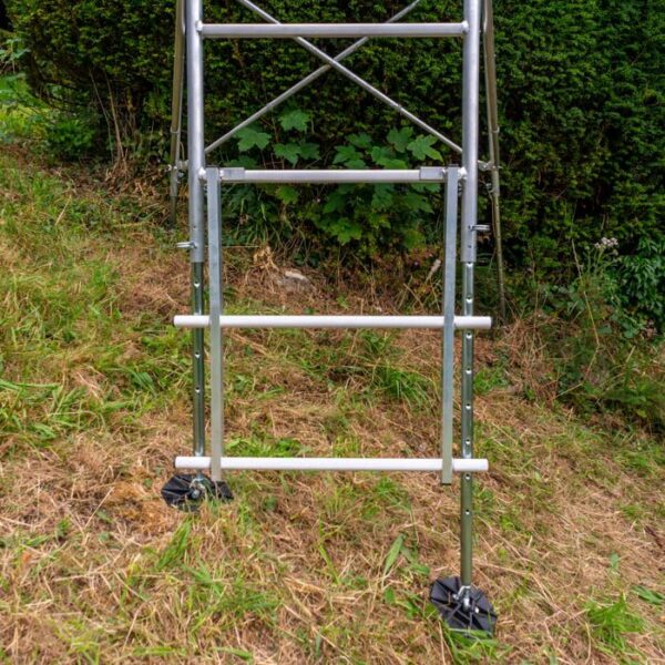 Henchman Hi-Step Hedge Cutting Platform Ladder