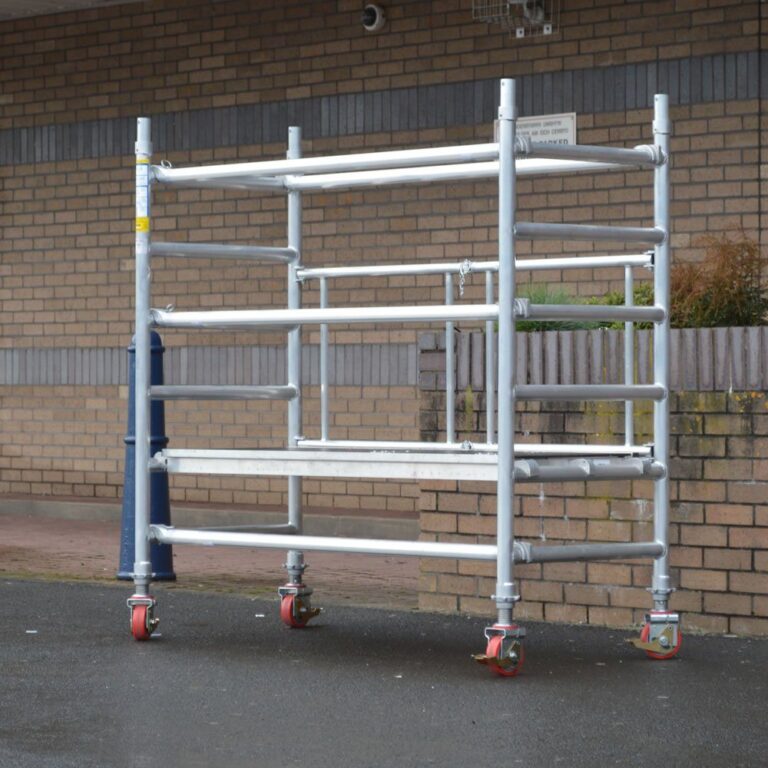 Lyte Folding Scaffold Tower - Free UK Delivery