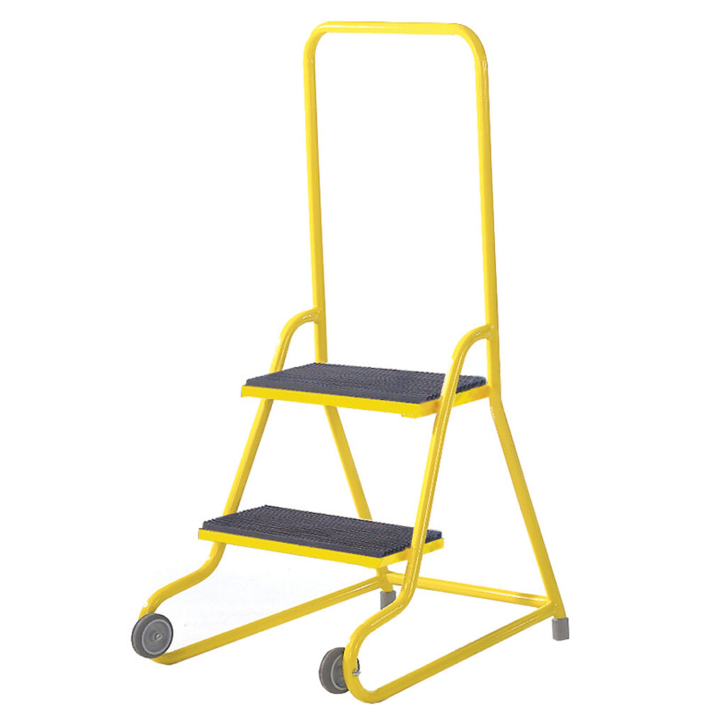 Fort Domed Feet Steps With Injected Moulded Treads Looped Handle