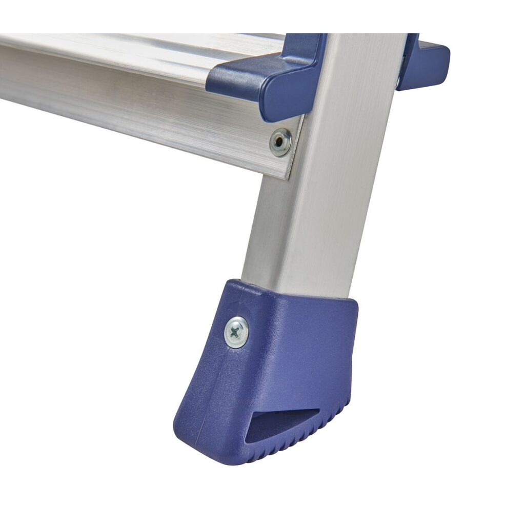 Werner Safety Platform Step Ladder with Work Tray