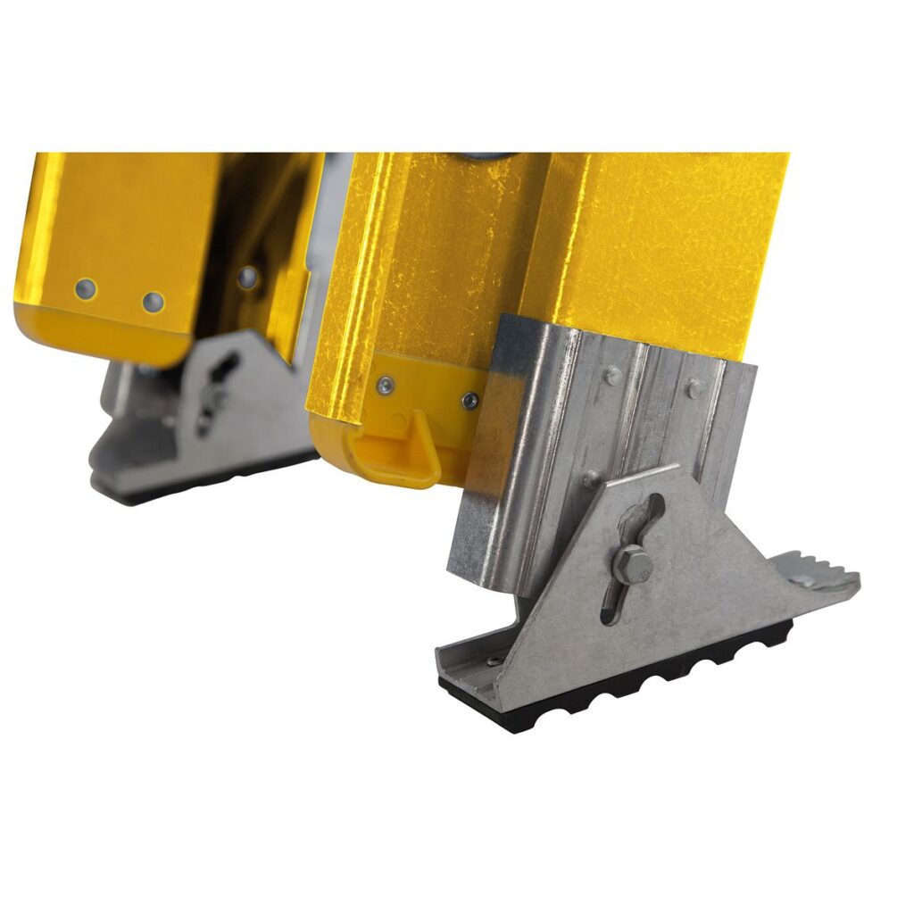 Werner Fibreglass Trade Double Extension Ladder & Rope Pulley