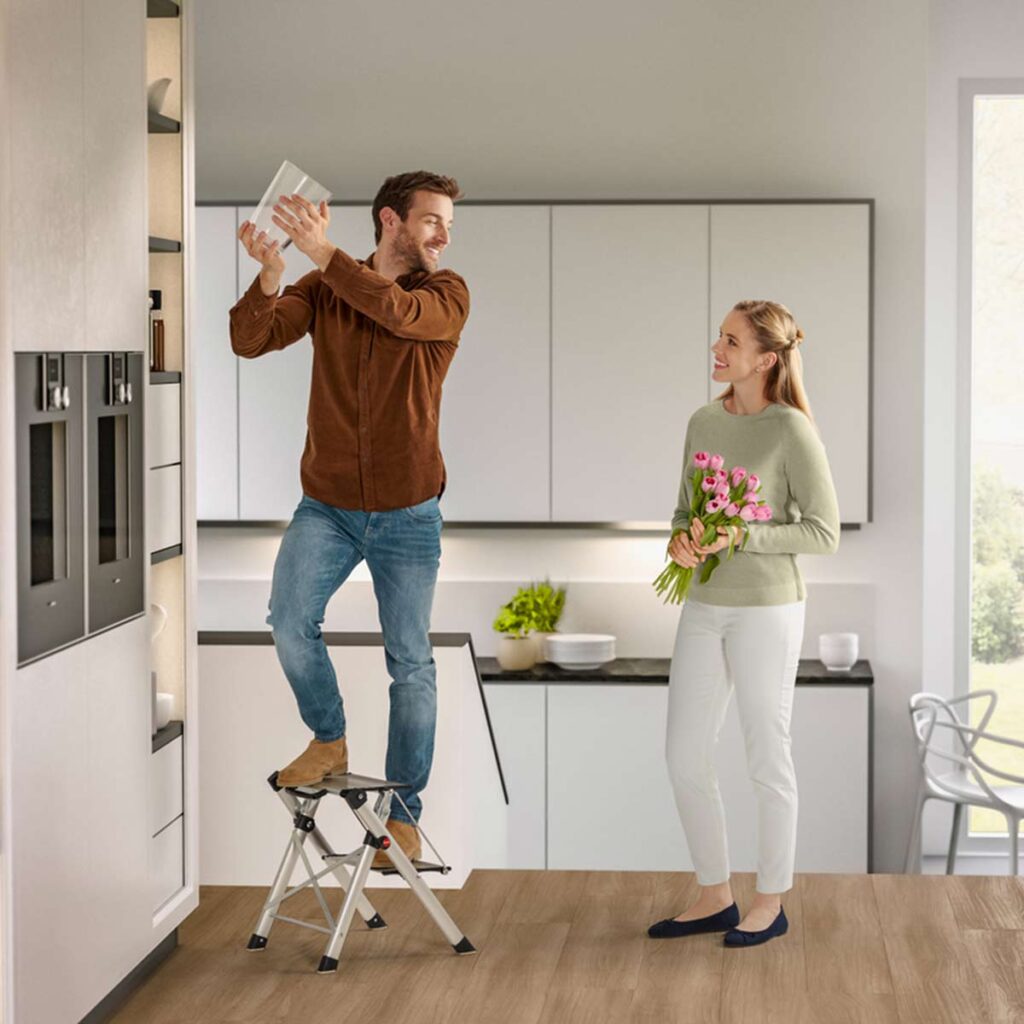 Hailo MK80 ComfortLine Aluminium Comfort Folding Step - Ladders4Sale