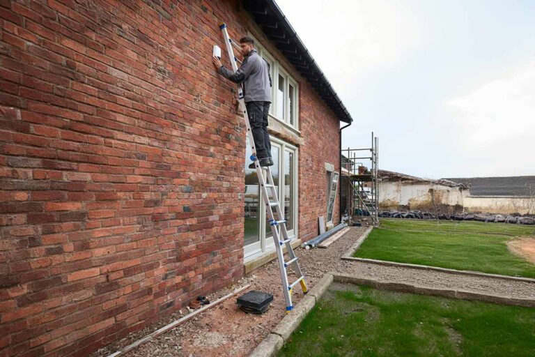 What is a Multi Purpose Ladder? Our Comprehensive Guide | Ladders4Sale