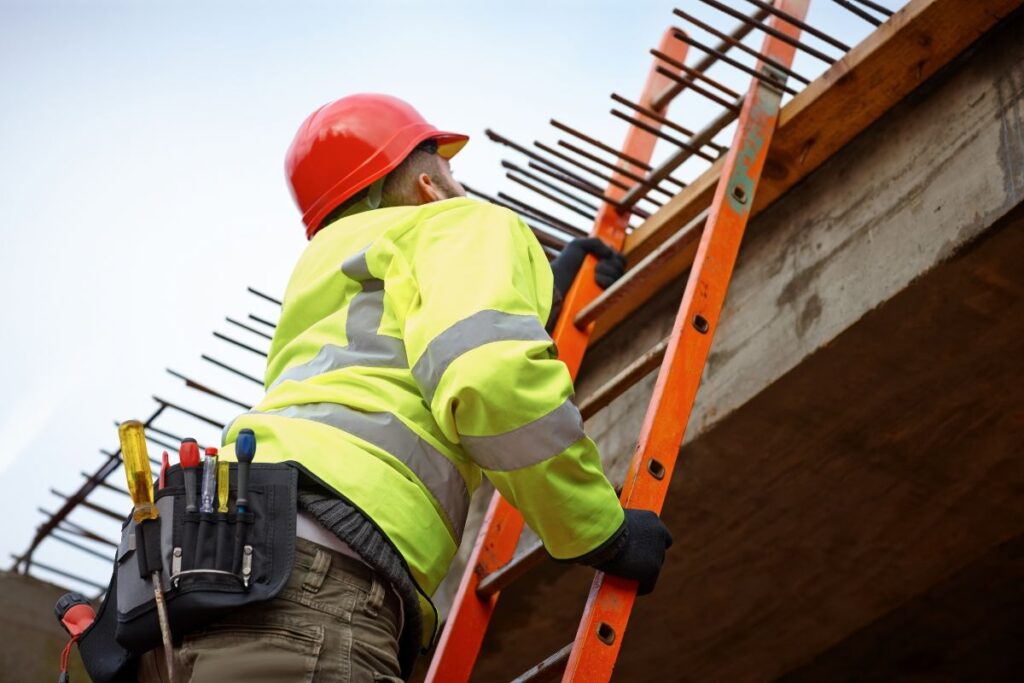 Ladder Rungs Guide: Types & Best Practices | Ladders4Sale