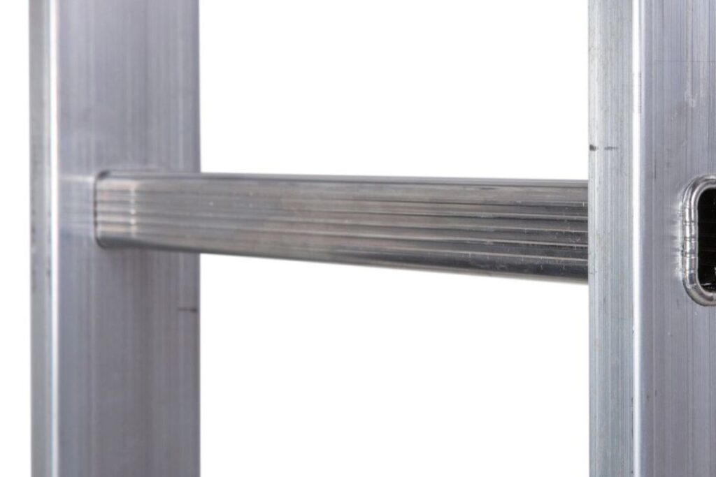 Ladder Rungs Guide: Types & Best Practices | Ladders4Sale