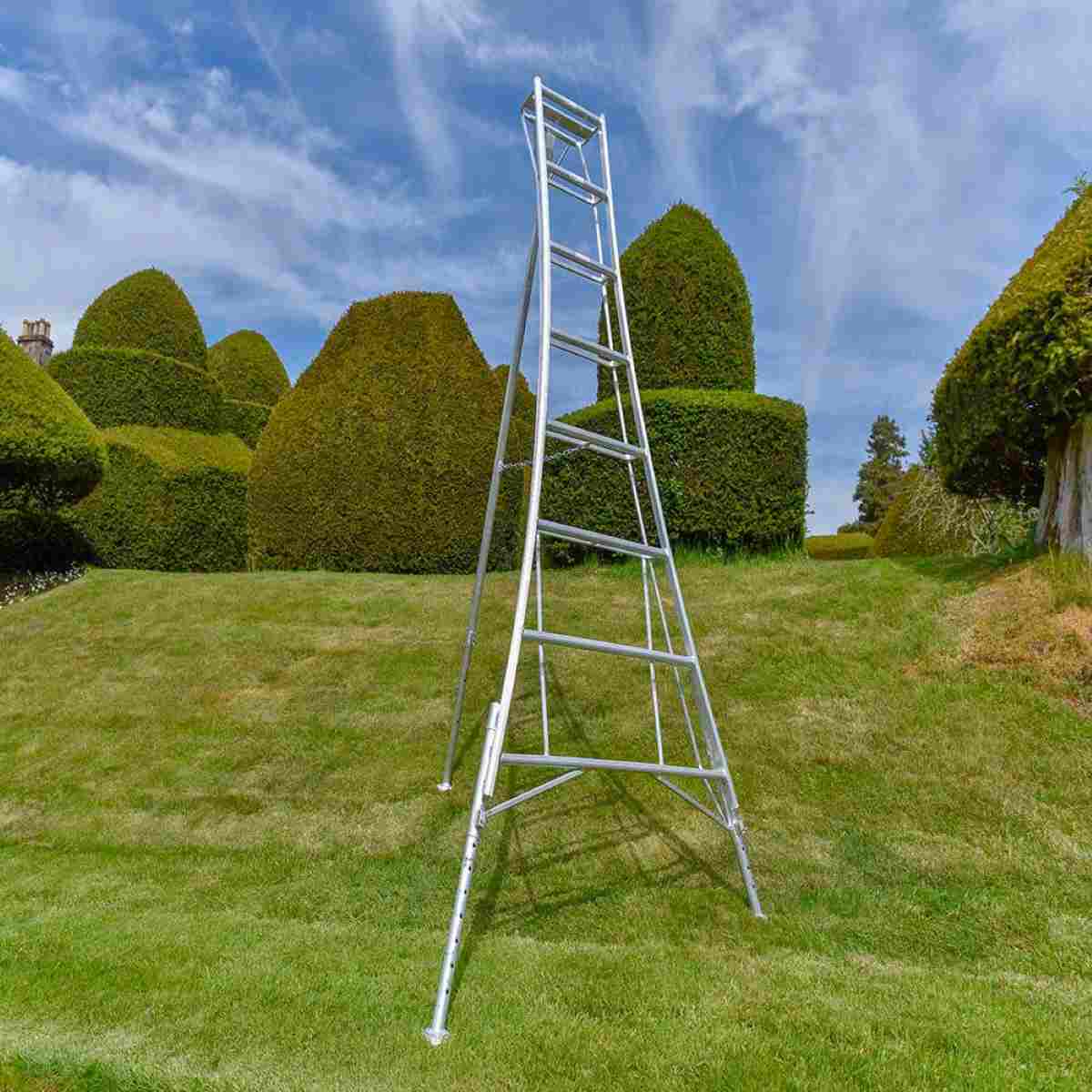 Hendon Three Leg Adjustable Tripod Ladder | Ladders4sale