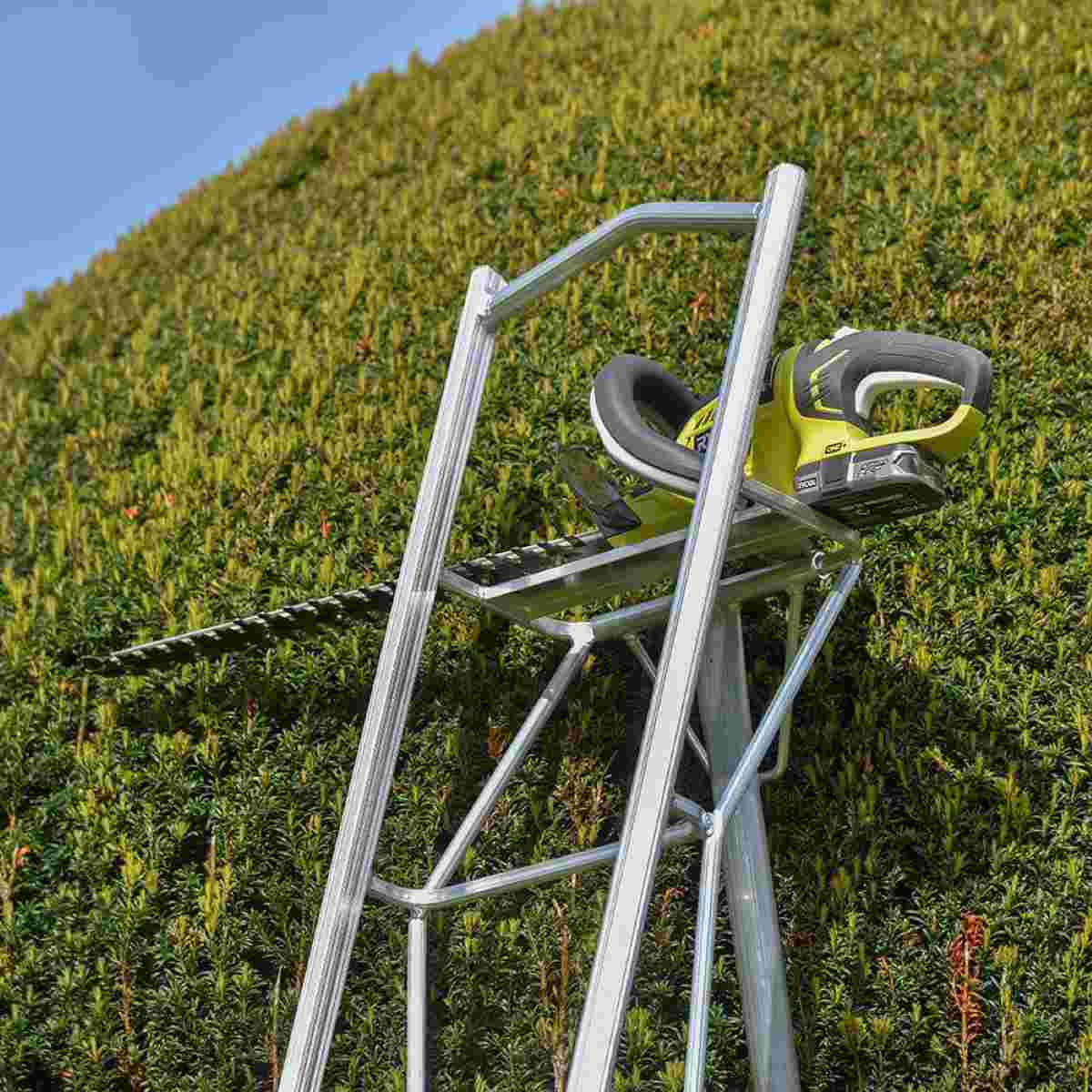 Hendon Platform Tripod Ladder | Aluminium | Ladders4sale