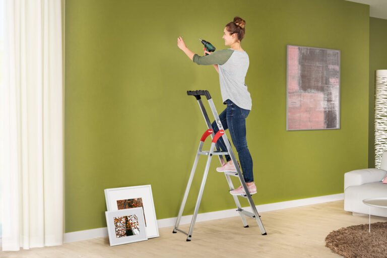 How to Use Step Ladders Safely : Your 6 Step Guide - Ladders4Sale