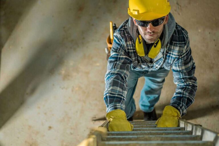 How to Use Step Ladders Safely : Your 6 Step Guide - Ladders4Sale